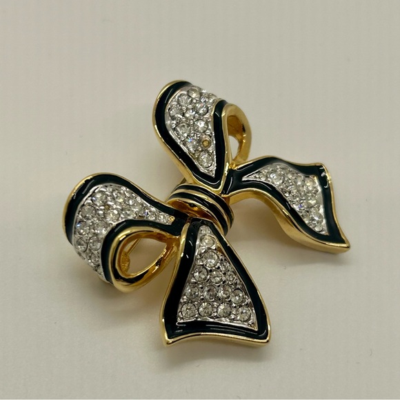 Puccini | Jewelry | Vintage Signed Puccini Brooch Bow Wgoldtone Black ...